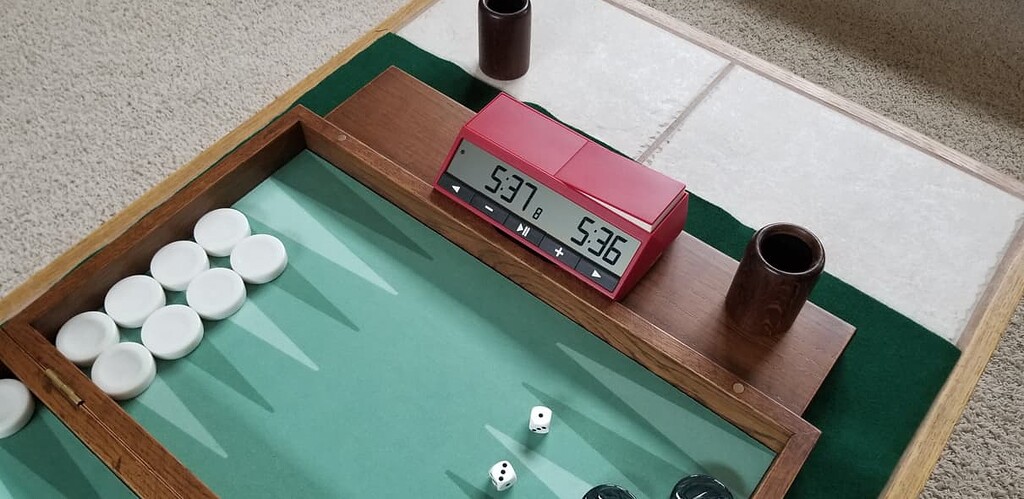 DGT's 2500: A New(er) Chess Clock (for Backgammon) - Software ...